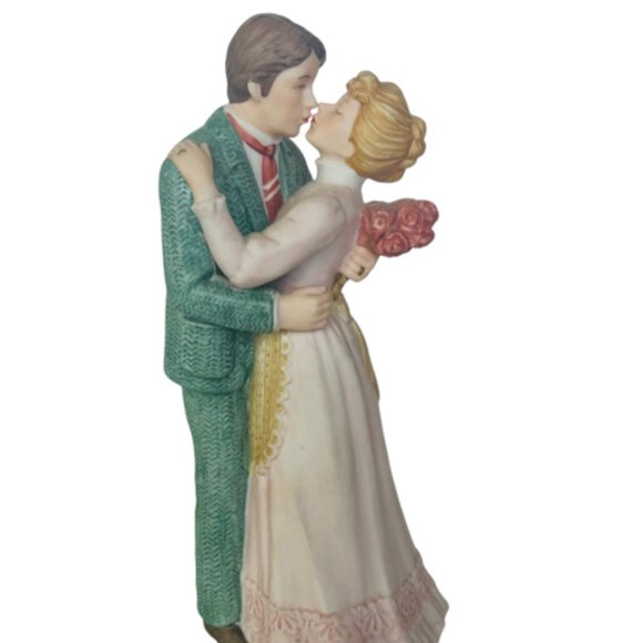 Enesco | Art | Enesco Figurine Treasured Memories Sculpture Gift Vtg ...